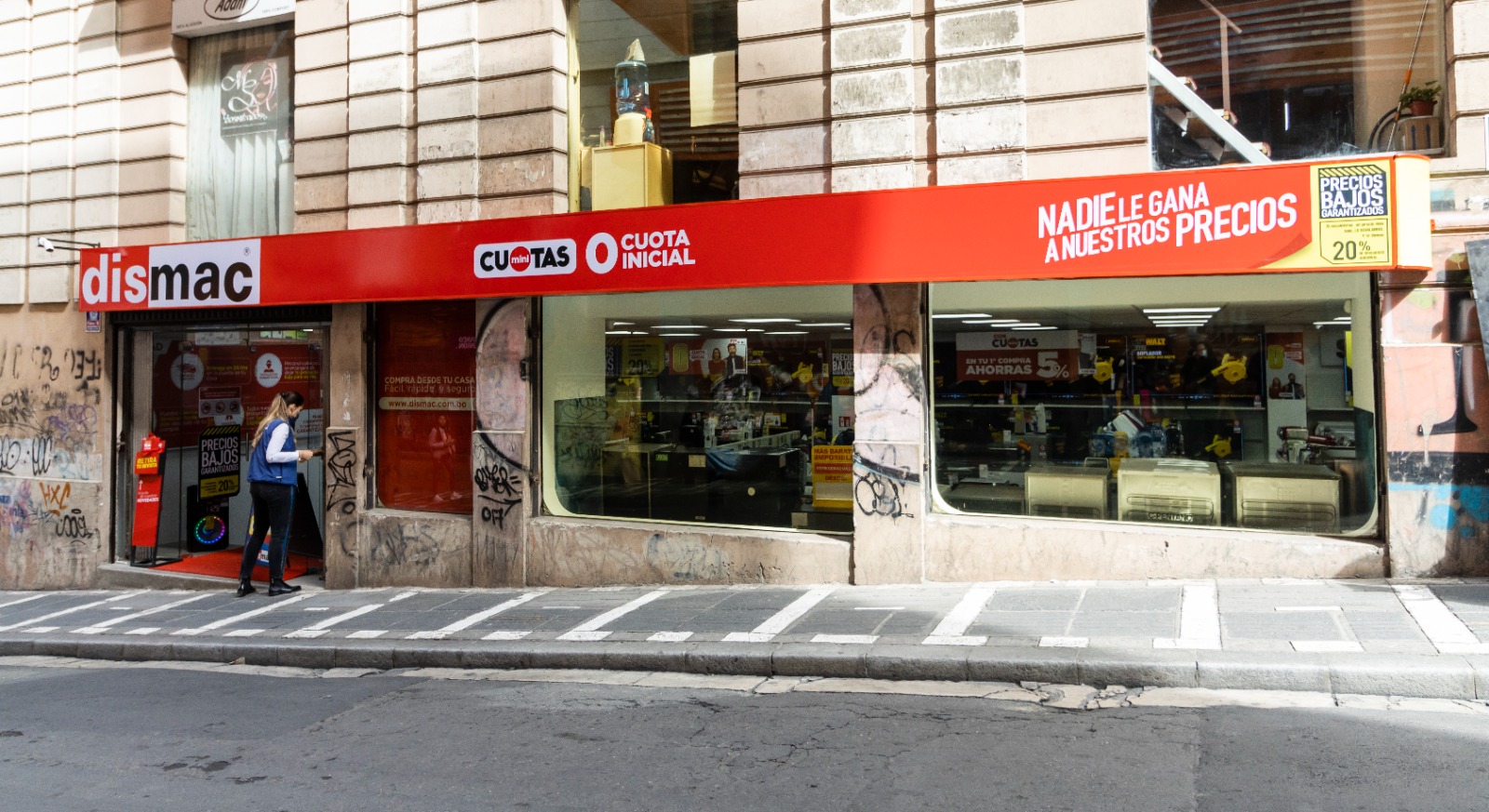 DISMAC apertura nueva sucursal en pleno centro de la ciudad de La Paz